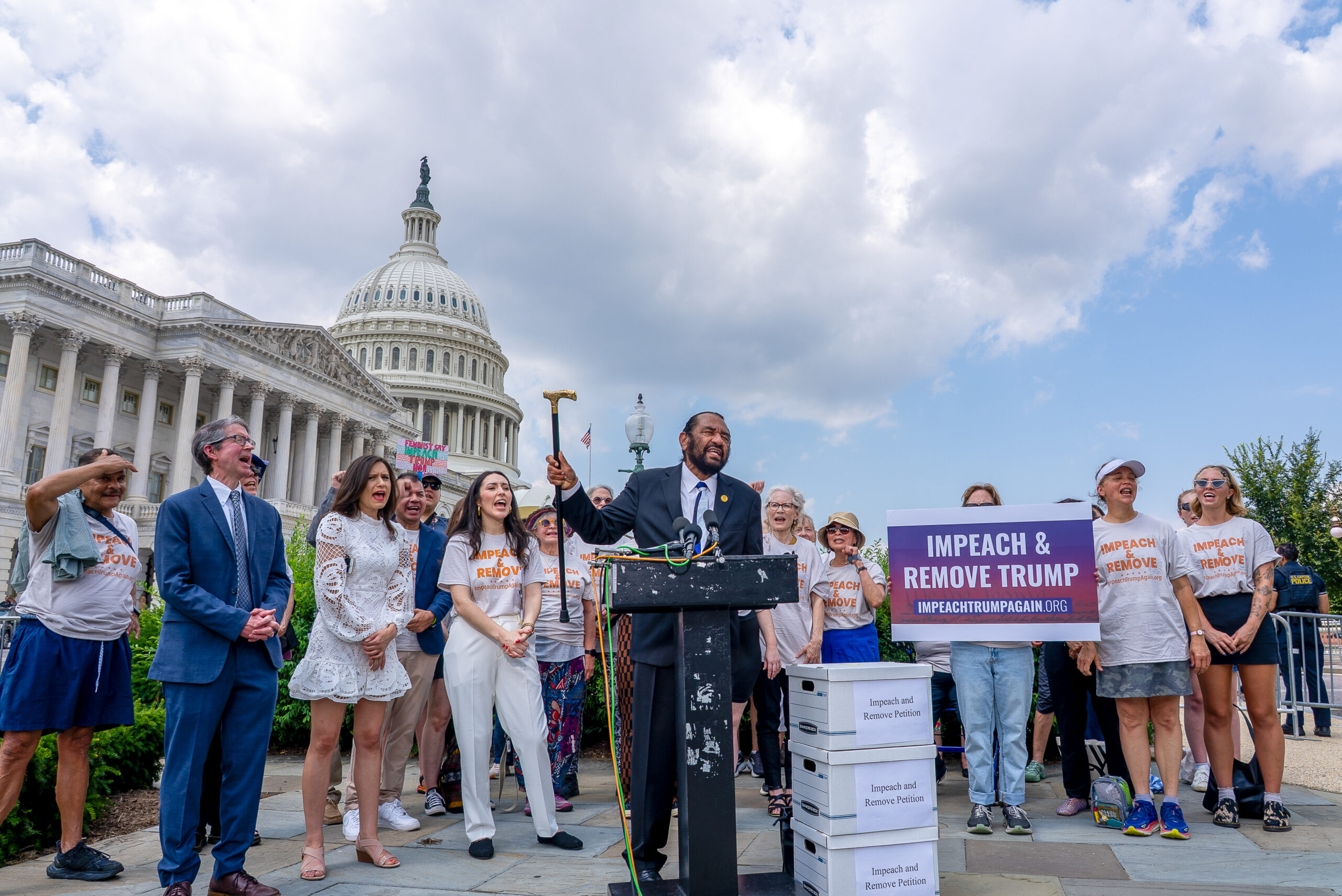 US House Leadership Receives Nearly 1 Million Signatures Calling for ...